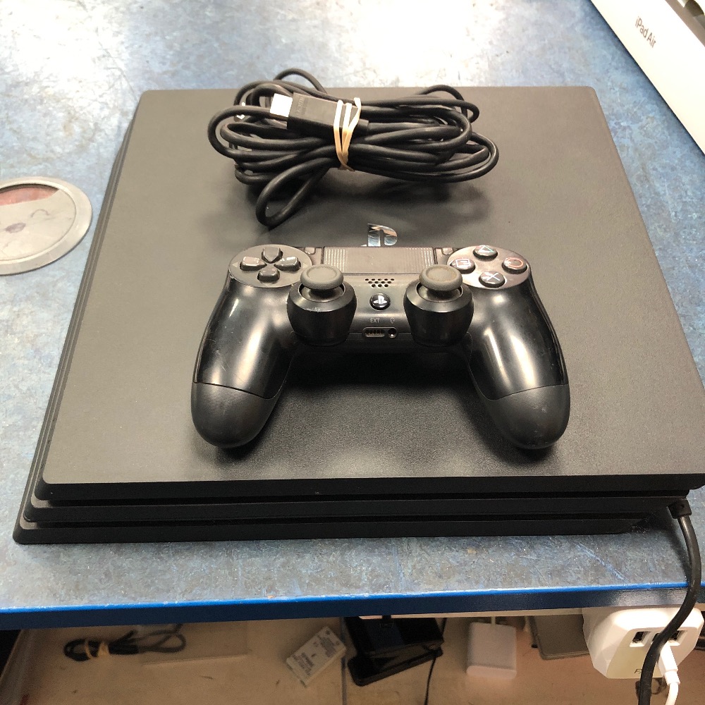 Pre-owned Sony - Playstation 4 pro PS4 Pro - Own4Less